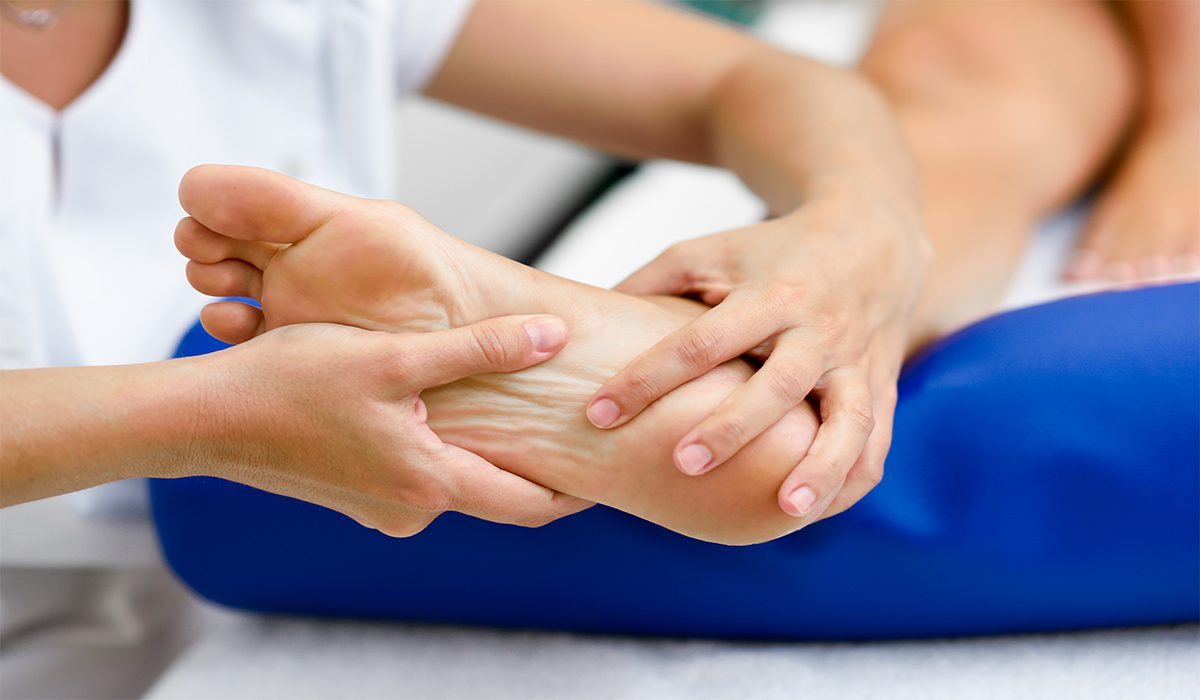 Hammertoe: Causes, Symptoms, and Treatment Options